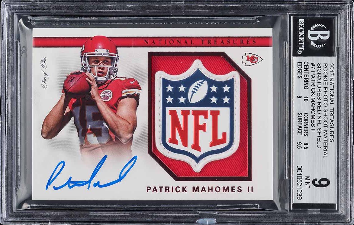 2017 National Treasures Red NFL Shield Patrick Mahomes RC PATCH AUTO 1/ ...