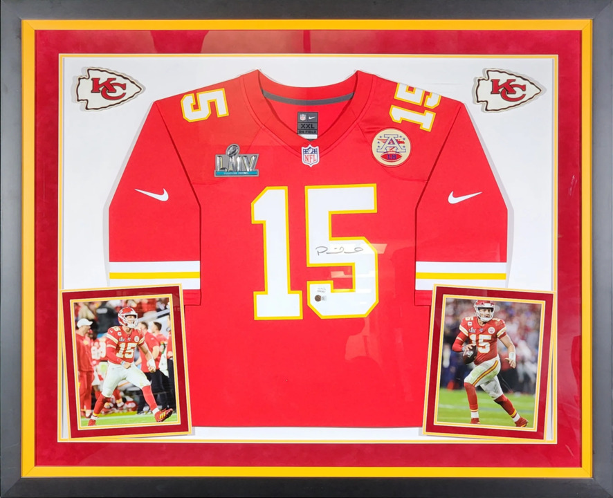 Patrick Mahomes Signed Autographed Red Nike Super Bowl Jersey - JSA ...