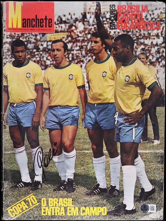 Pele Signed Autographed Magazine - Beckett AUTH, LOA on Fanatics Collect