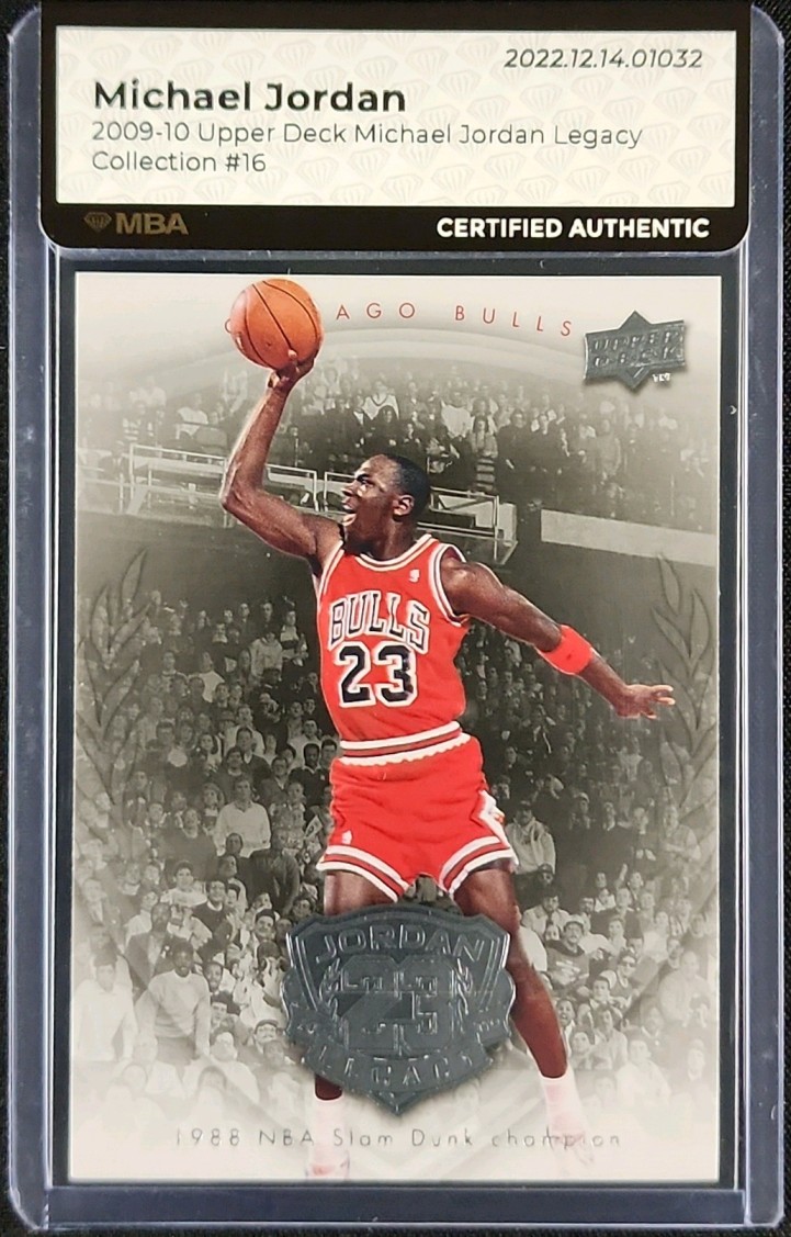 2009 Upper Deck Legacy Collection Michael Jordan #16 MBA AUTH on ...